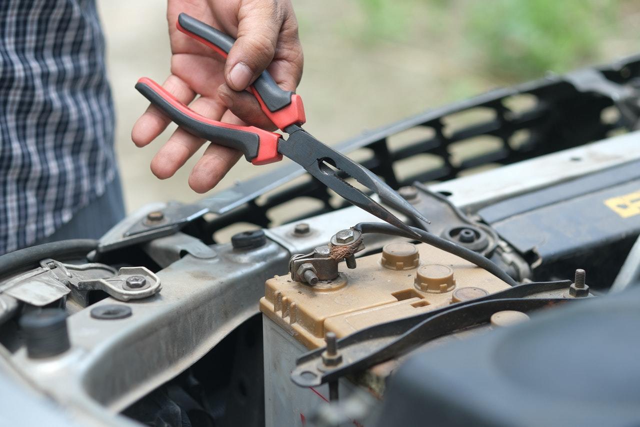 Your Ultimate Guide to Maintaining Your Car Battery - Best Advisor